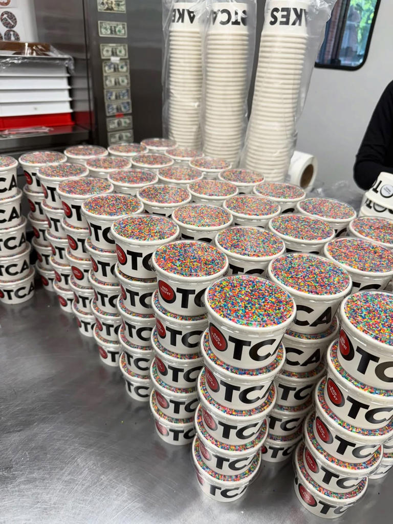 What's a dot cake? All about the viral dessert