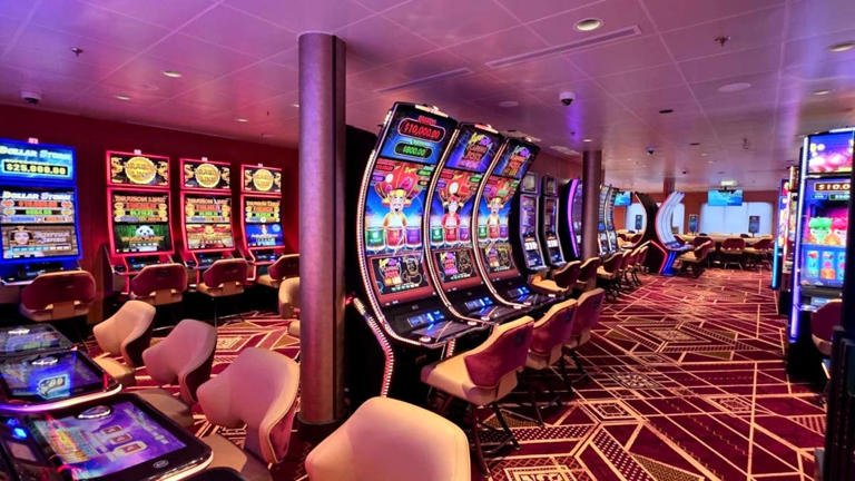 Carnival Cruise Line adds non-smoking casino to Florida-based ship