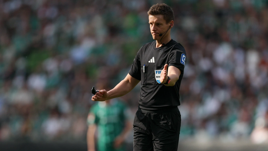 UEFA picks Siebert for PSG–Arsenal final despite criticism