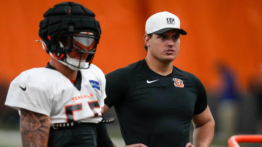 Trey Hendrickson is already emerging as a leader for the Baltimore Ravens