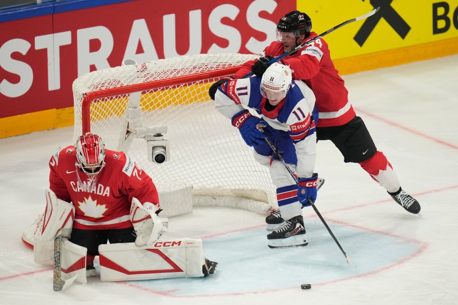 Blue Jackets goalie Jet Greaves leads Canada over USA in world ...