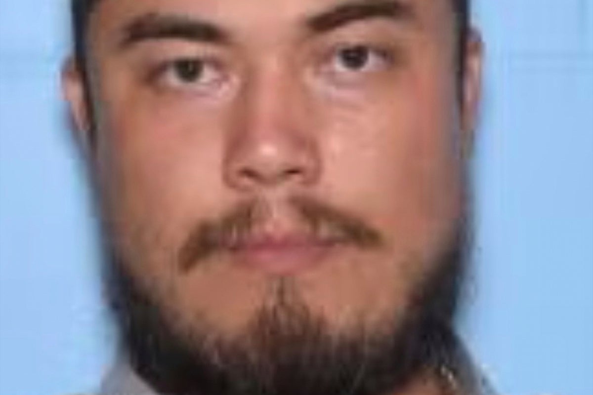 Hawaii police search for man wanted in connection with 3 killings in 2 days