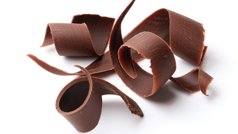 14 chocolate cocktail garnishes your sweet drinks deserve