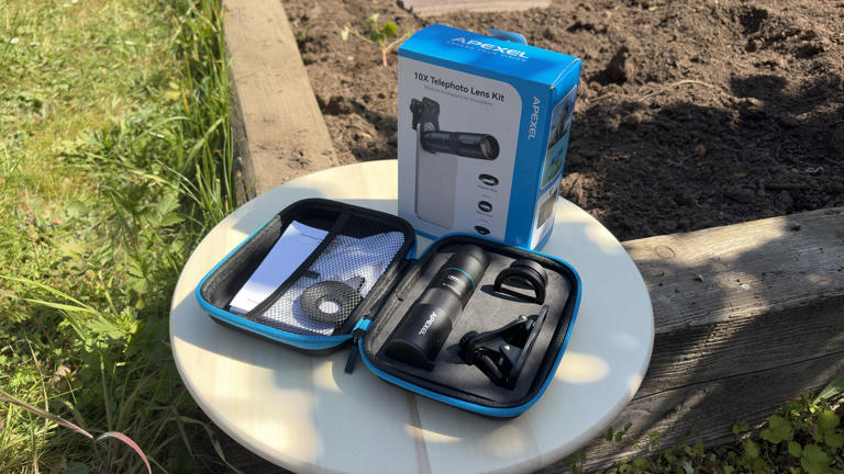 Apexel TeleMacro Pro 10X 2-in-1 telephoto & macro lens review: have a ...