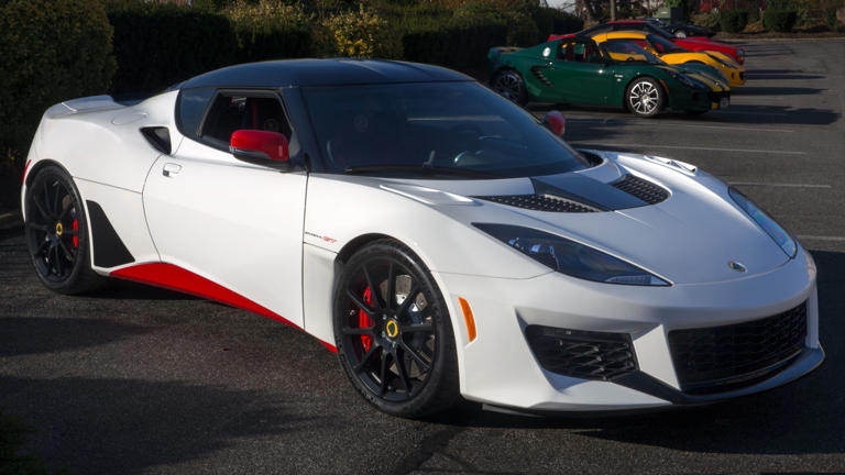 20 voitures qui se conduisent comme une Ferrari mais qui sont aussi ...