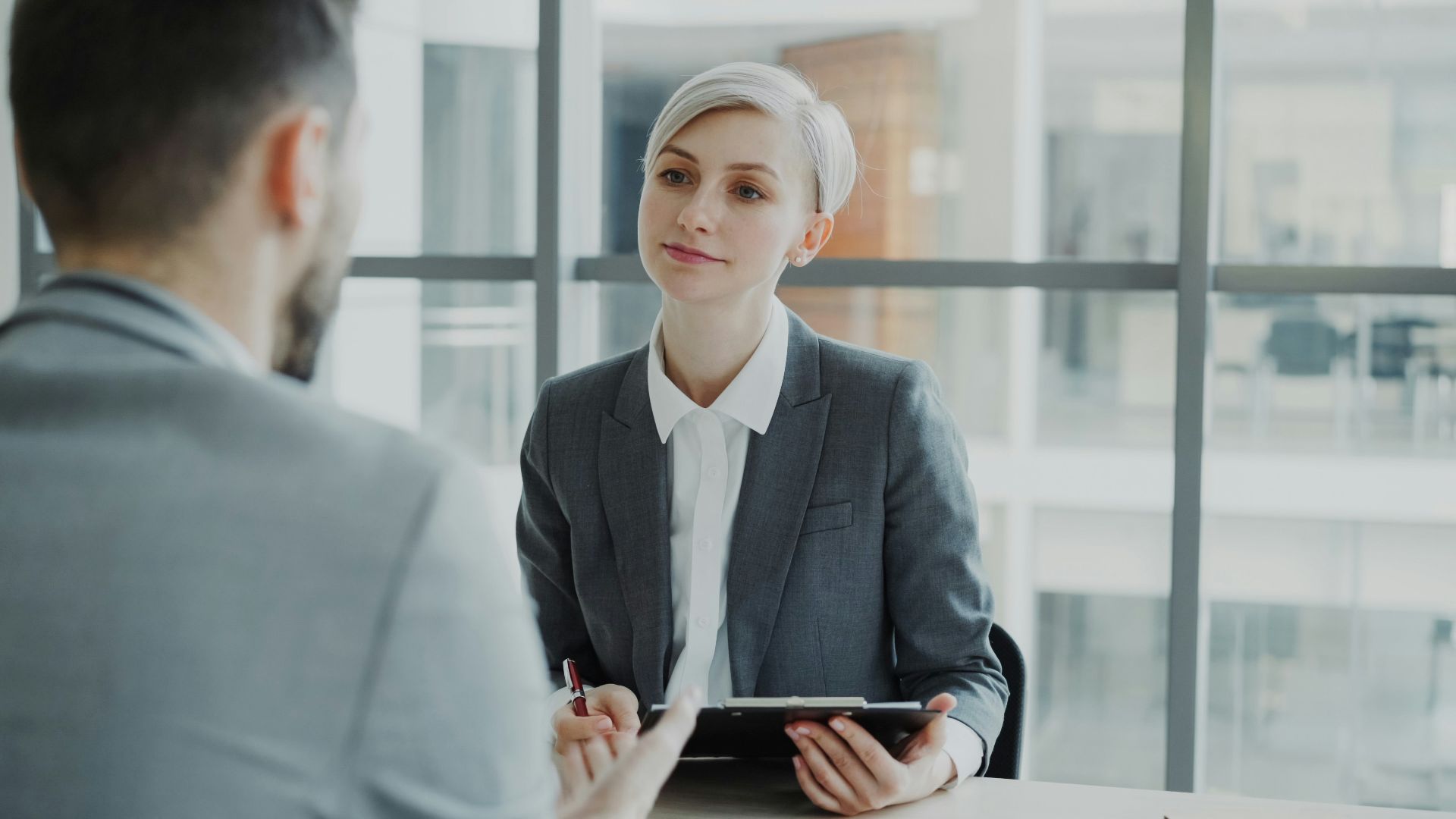 20 real reasons why no one hires people over 50