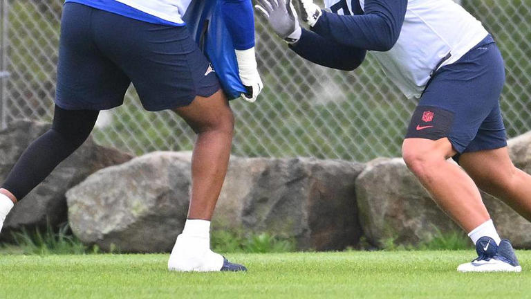 What Caleb Lomu showed at Patriots OTAs: Where is the rookie lining up?