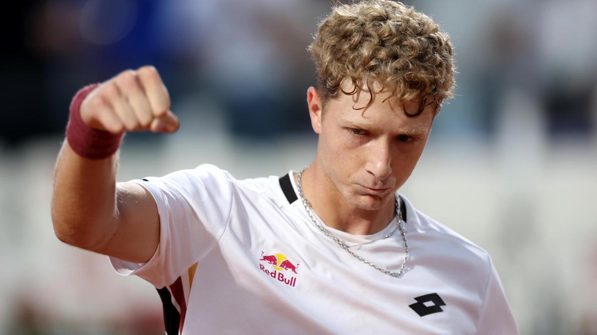 Remontada brutal de Landaluce hacia el verdugo de Sinner en Roland Garros