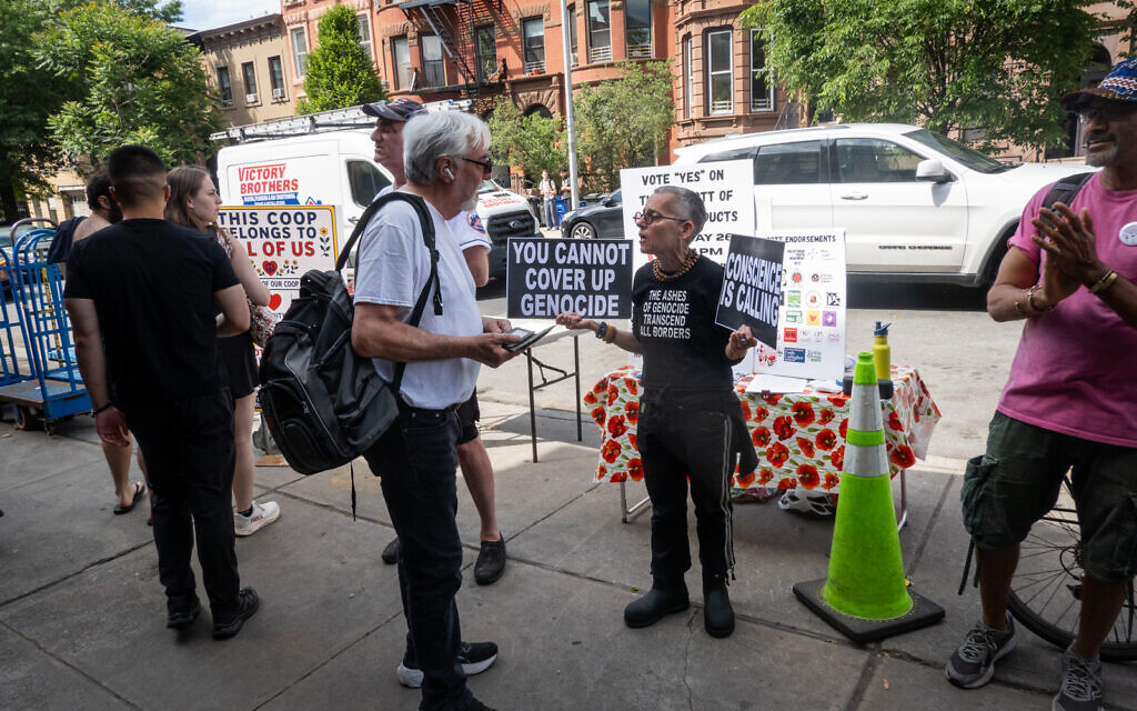 NY Jewish group buys 20,000 bags of Bamba in response to Park Slope Co ...