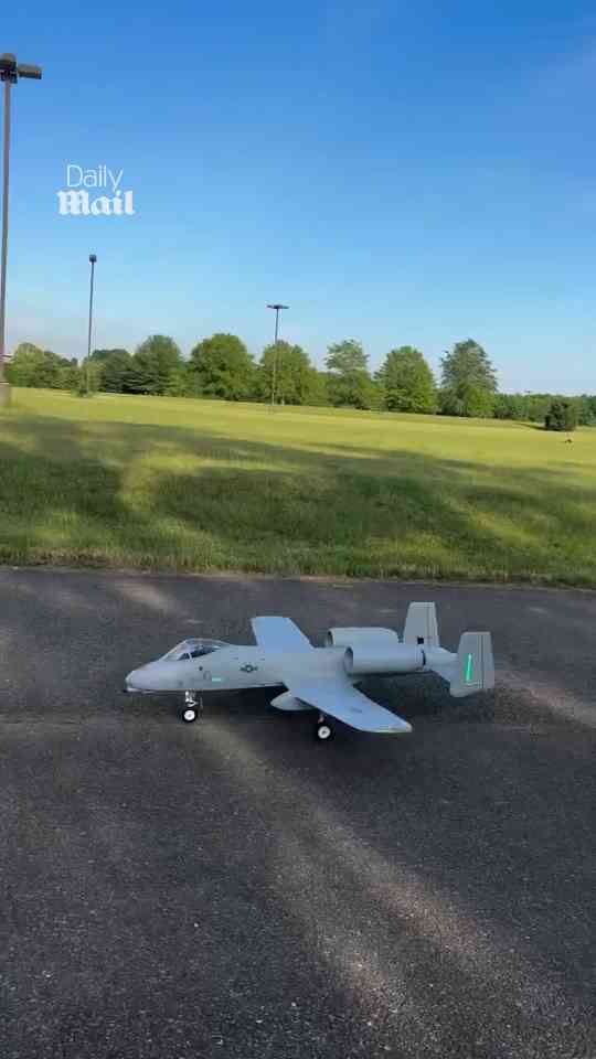 RC plane takeoff goes horribly wrong in seconds