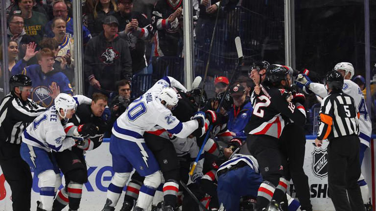 Buffalo's defense reigns supreme as the Lightning fall