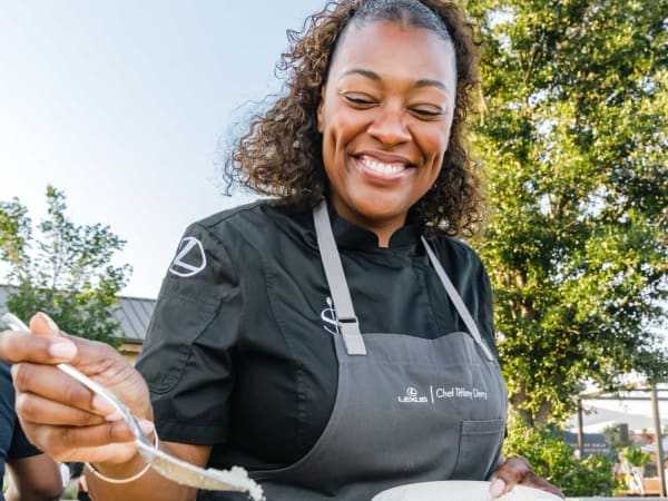 Celebrity chef stops by San Antonio's Pearl for one-night-only dinner