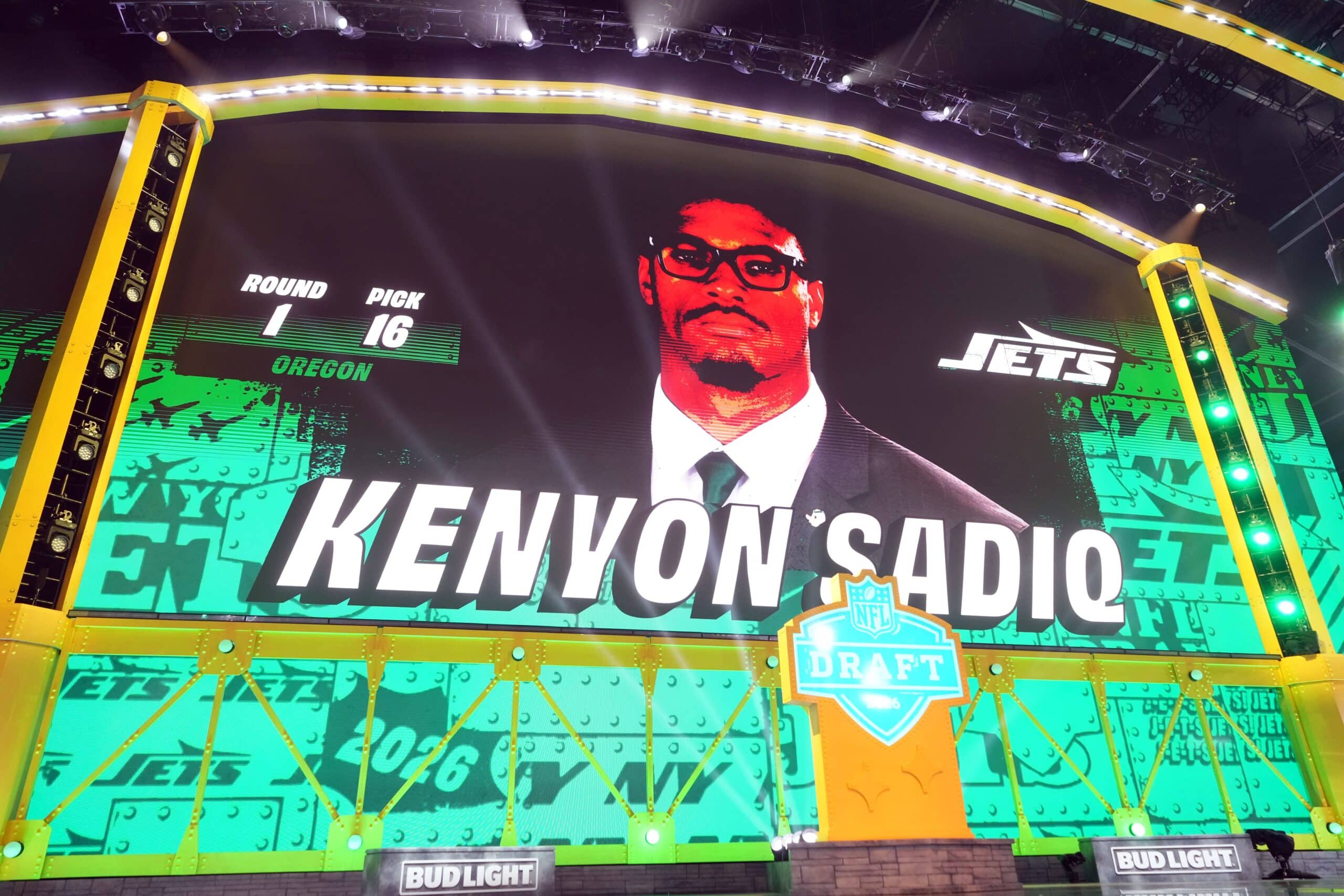 New York Jets: Shut down 1st-round pick for spring following procedure