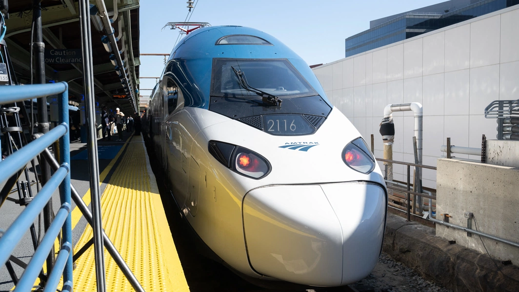 FTA opens $166 million rail vehicle replacement grant program
