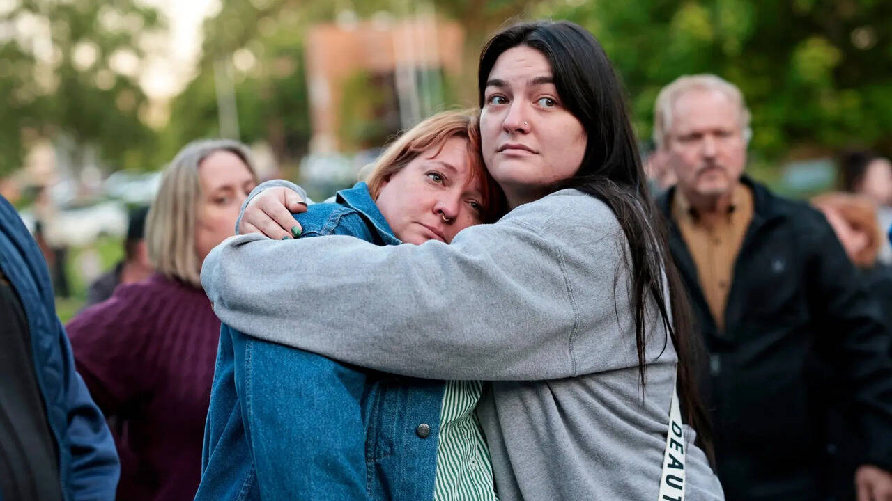 Community mourns losses from Washington paper mill disaster as search ...