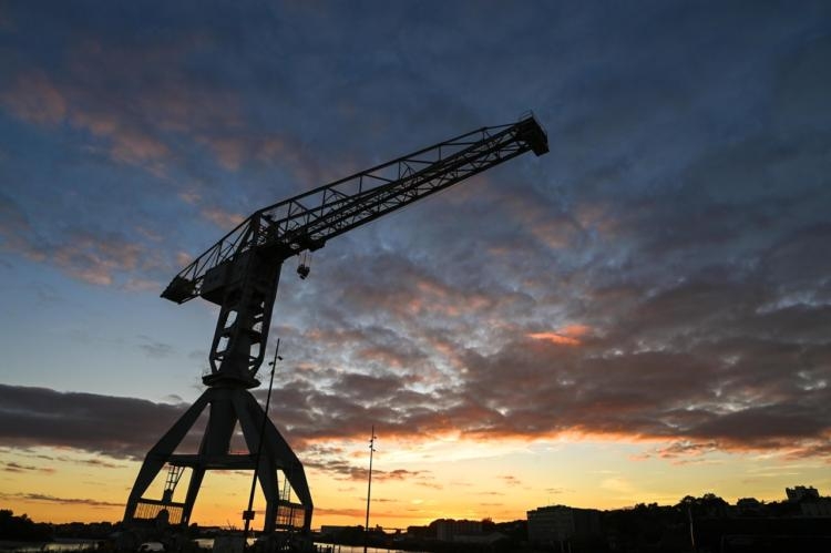 Voyage à Nantes : installation complexe sur la grue Titan, l’œuvre ...