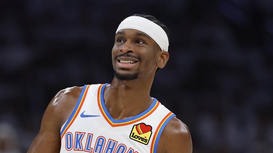 Shai Gilgeous-Alexander's son steals spotlight on court before Thunder ...