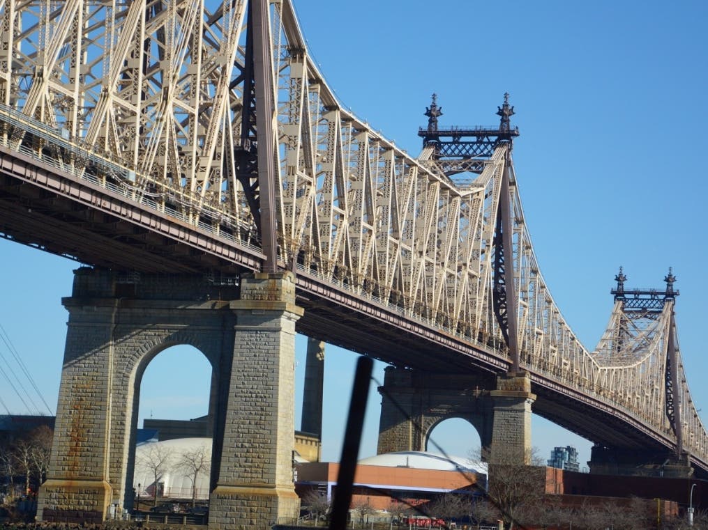 2 killed after colliding on bike path on Queensboro Bridge