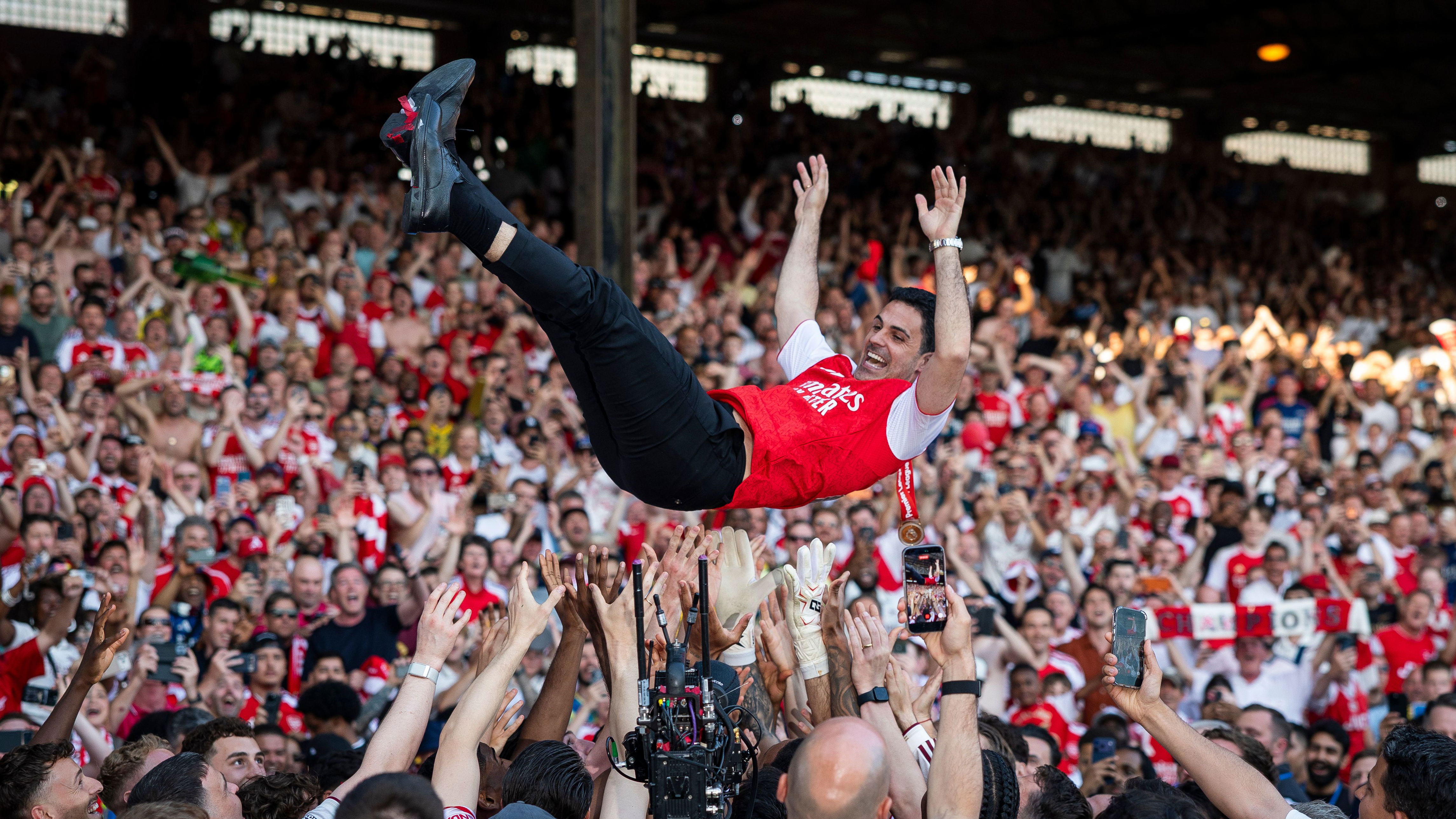 Az Arsenal nem akar kockáztatni: új szerződést kaphat Arteta