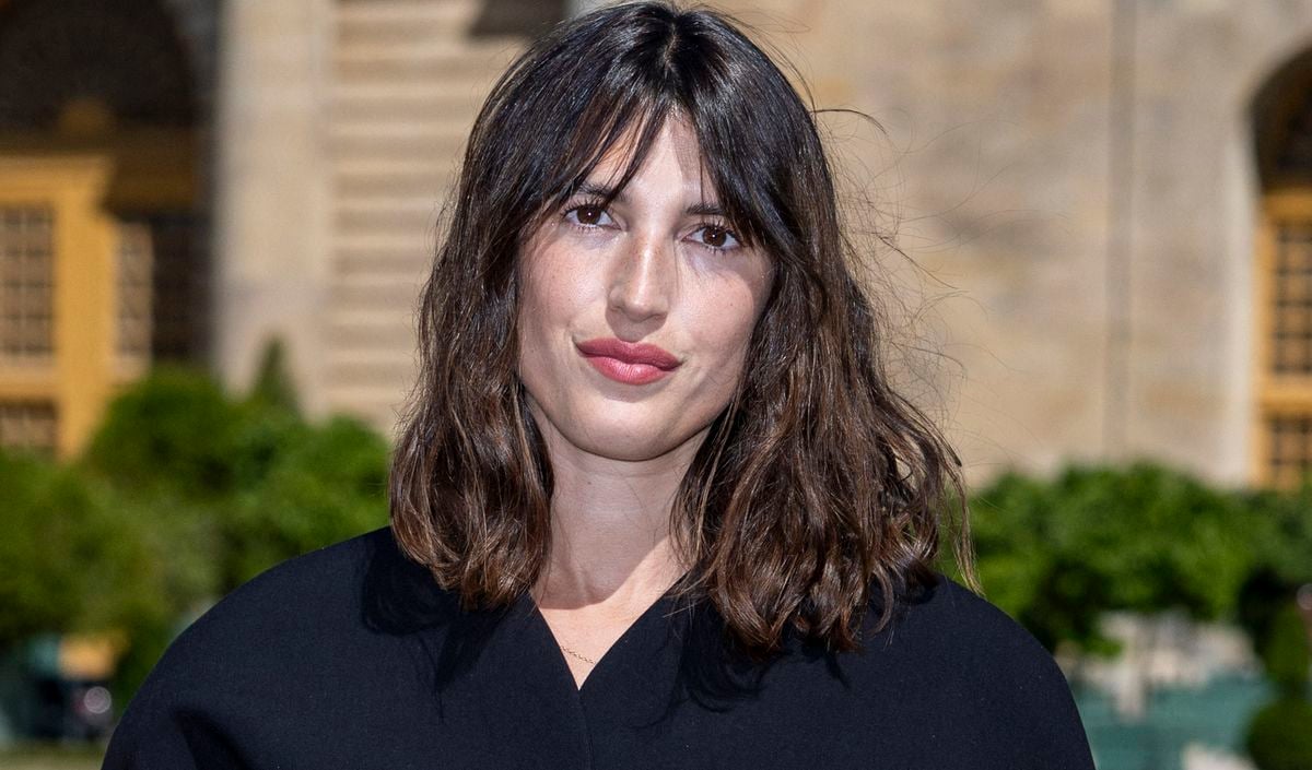 Jeanne Damas ouvre le Café en Rouje, sa nouvelle adresse parisienne ...