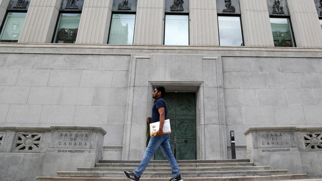Bank of Canada flags rising risks despite system resilience