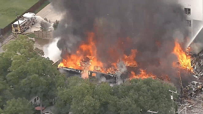 Watch live: Gas explosion at Dallas apartment complex prompts massive ...