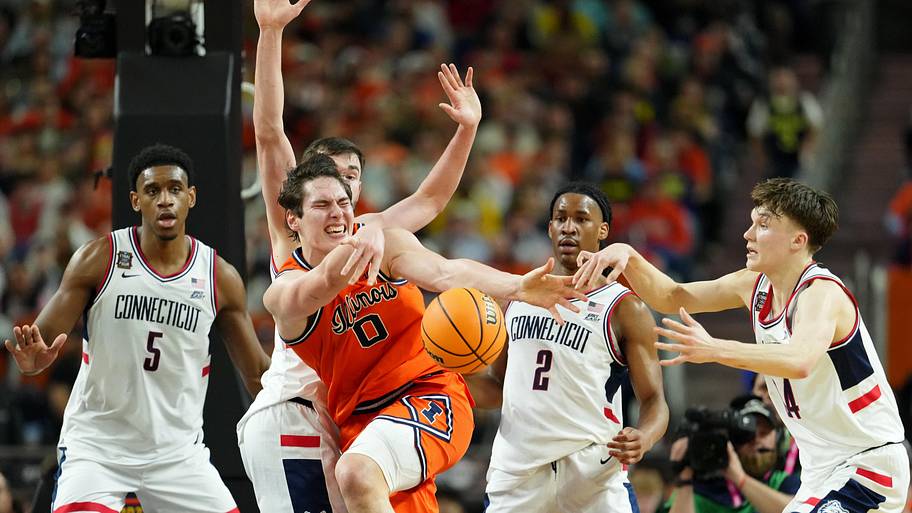 College basketball top 25 after the NBA draft deadline chaos