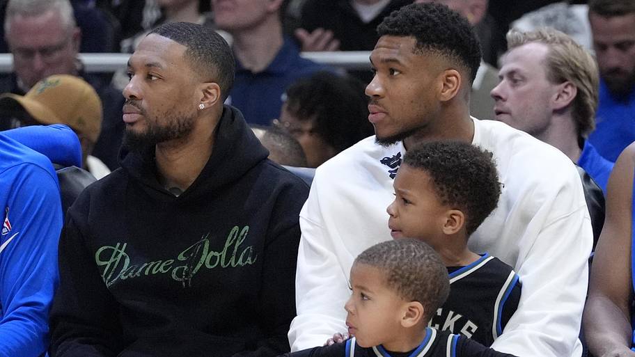 Giannis Antetokounmpo would reportedly consider a reunion with Damian ...
