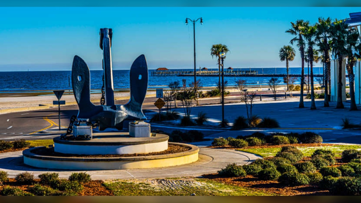 These 10 affordable beach cities are replacing Florida for retirees in ...