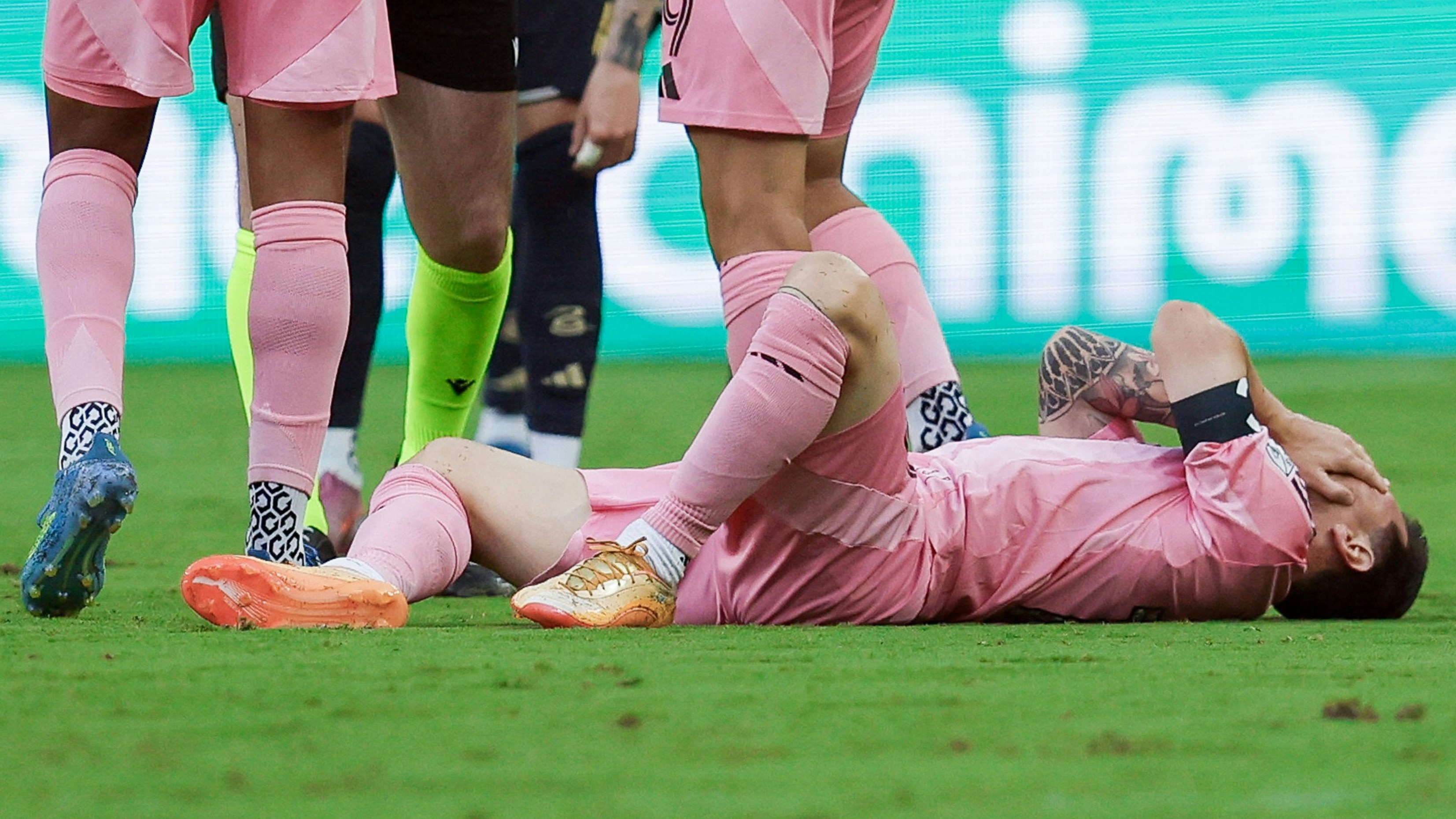 Doch schwer verletzt? Messi-Trainer dementiert Berichte
