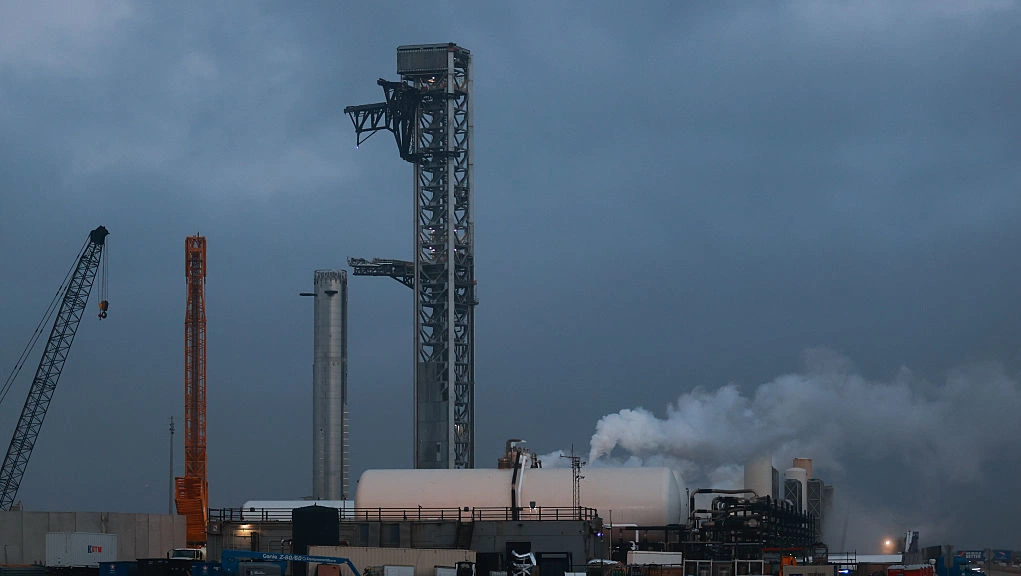 FAA grounds Starship V3 after booster mishap on debut flight