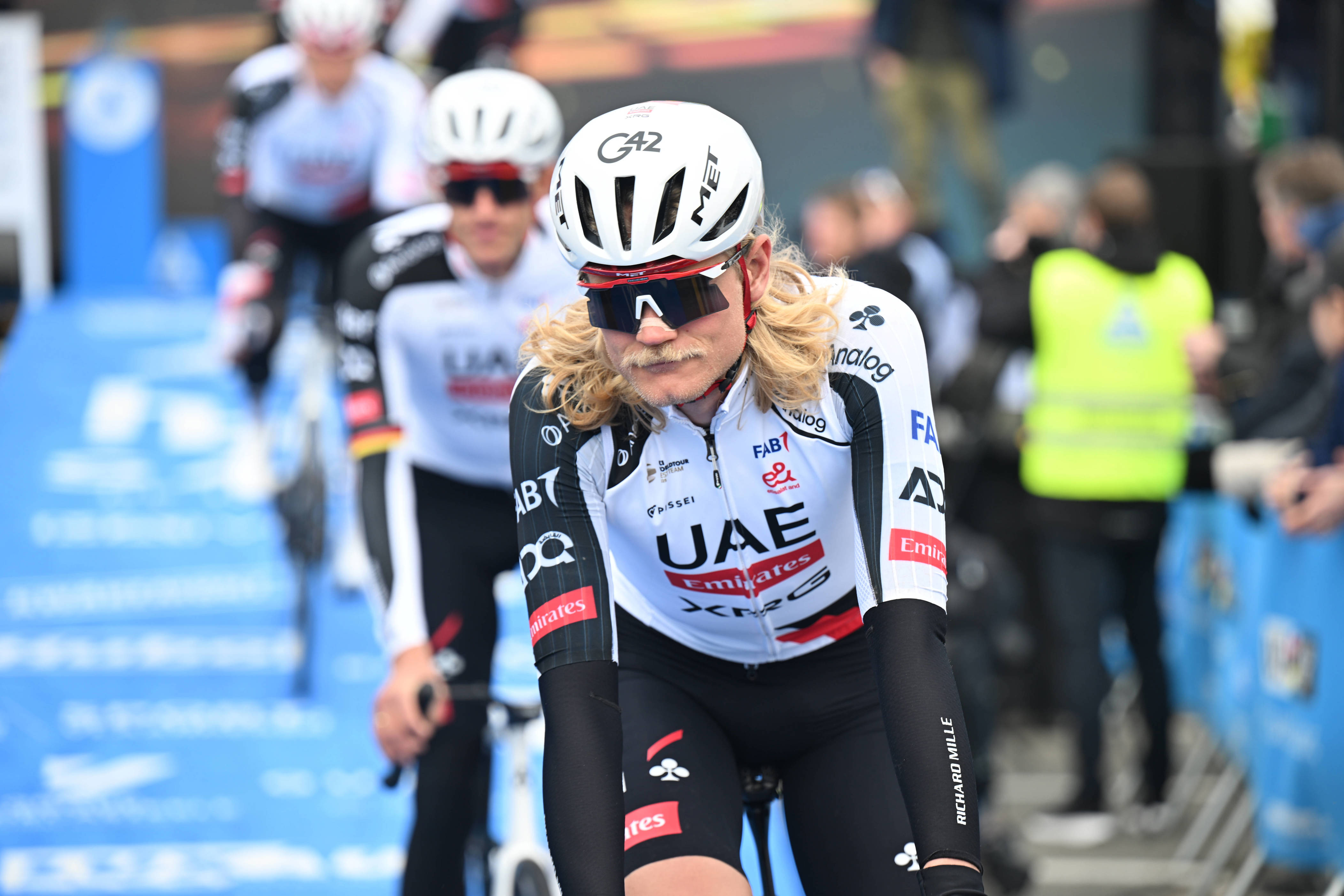 Boucles de la Mayenne 2026, Julius Johansen mette in fila tutti nel prologo