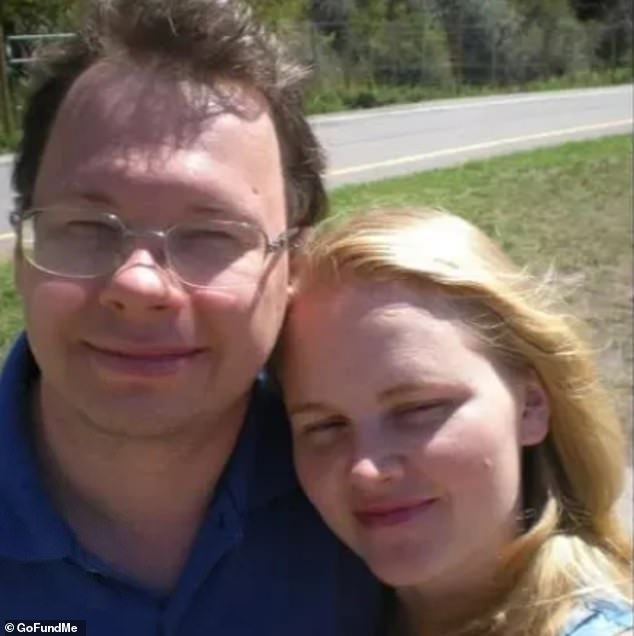 Dad sipped Gatorade then died suddenly in front of son while hiking ...