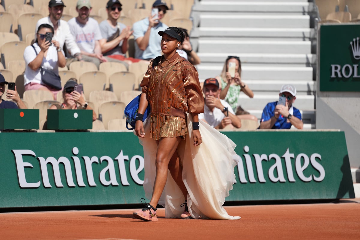 Naomi Osaka makes another fashion statement as she progresses at French ...