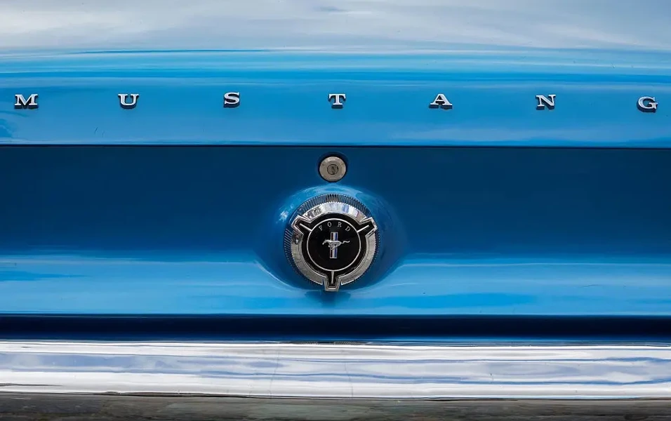Mid-tier muscle car prices drop as market correction deepens