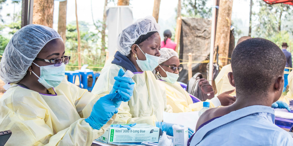Ebola - afrikanische Behörde rechnet mit Impfstoff bis Ende 2026