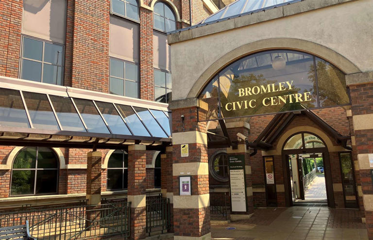 Flat plans for former Bromley Civic Centre and Bromley Palace ...