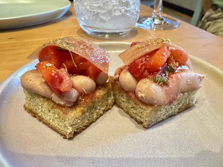 Liholiho Yacht Club is still a worthy visit after 10 years