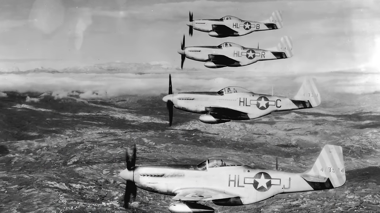 The Luftwaffe pilot who returned to combat after losing a leg in World ...