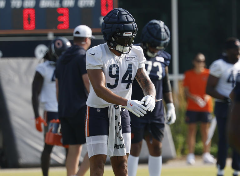 Austin Booker's continued development has Bears coaches 'excited' while ...