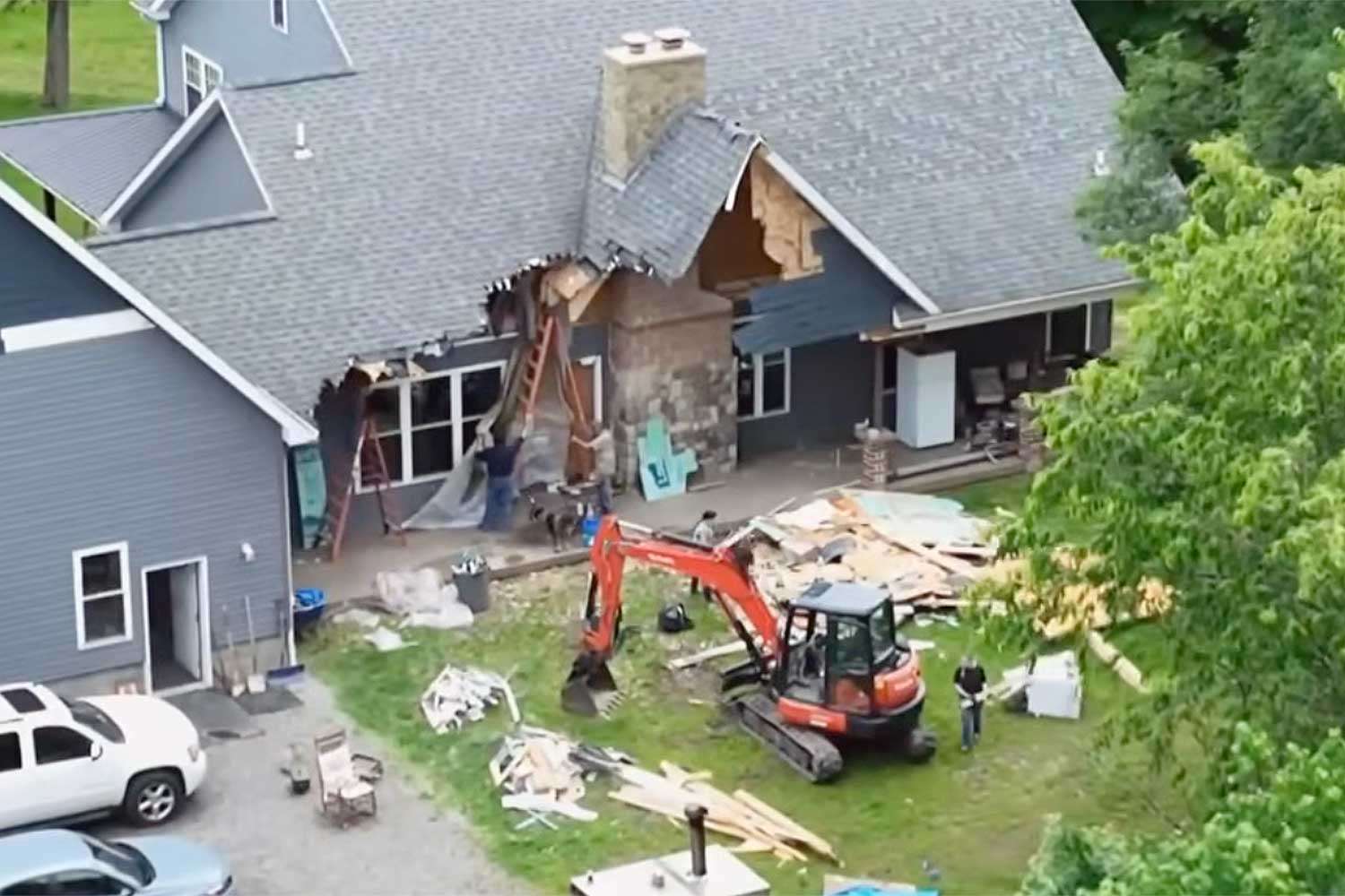 Pa. dad destroyed home with excavator as kids and wife were inside ...
