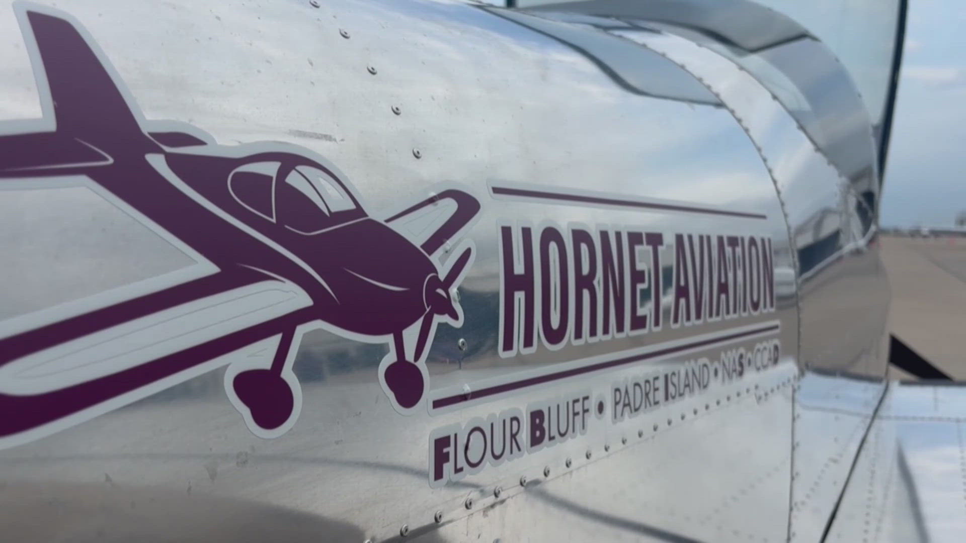 Texas students complete three-year project to build airplane