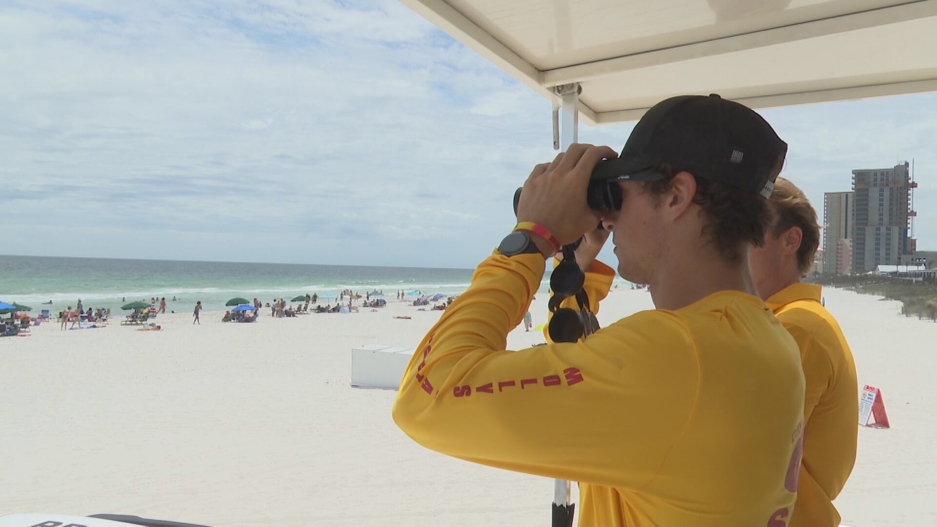 Red flags fly for seventh straight day at Alabama beaches