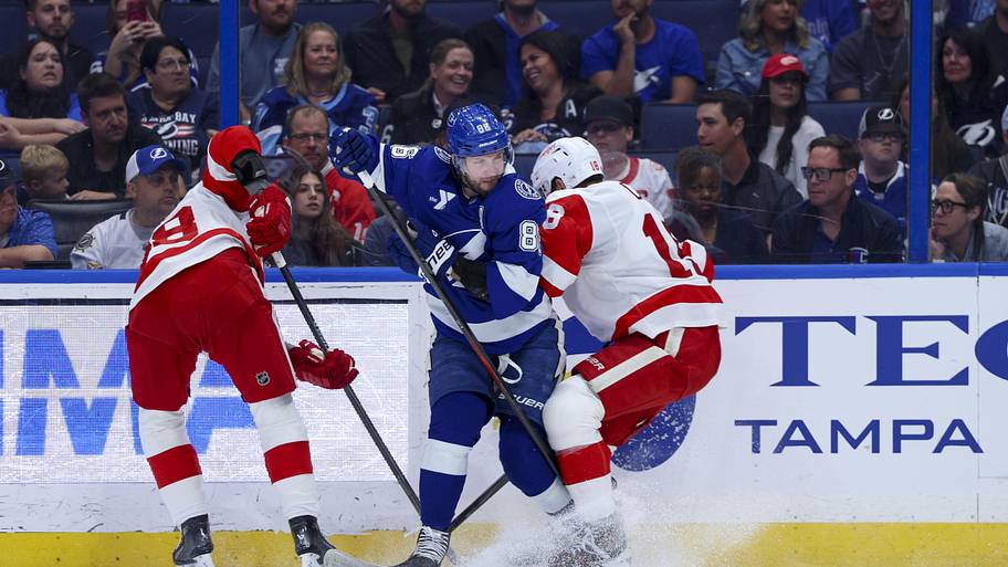 Nikita Kucherov skates it off as the Lightning stay alive for home ice
