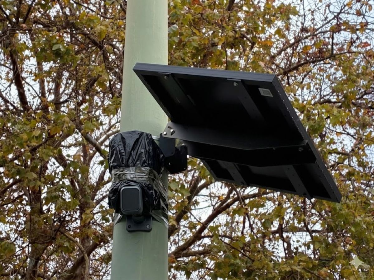 Cities are blinding flock cameras by covering them with trash bags