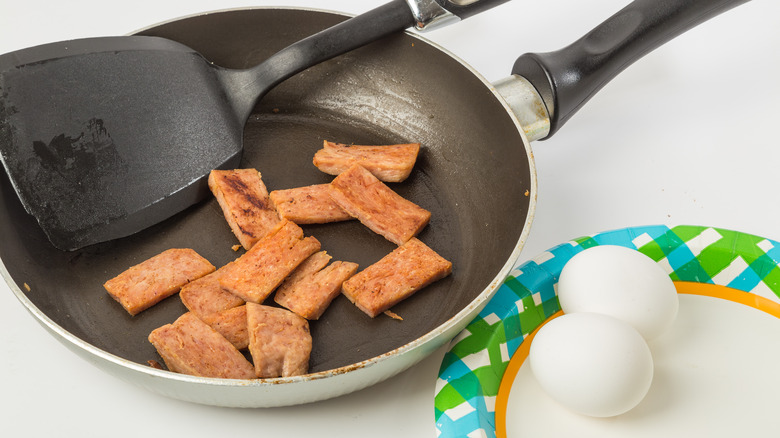 10 common mistakes everyone makes when cooking Spam