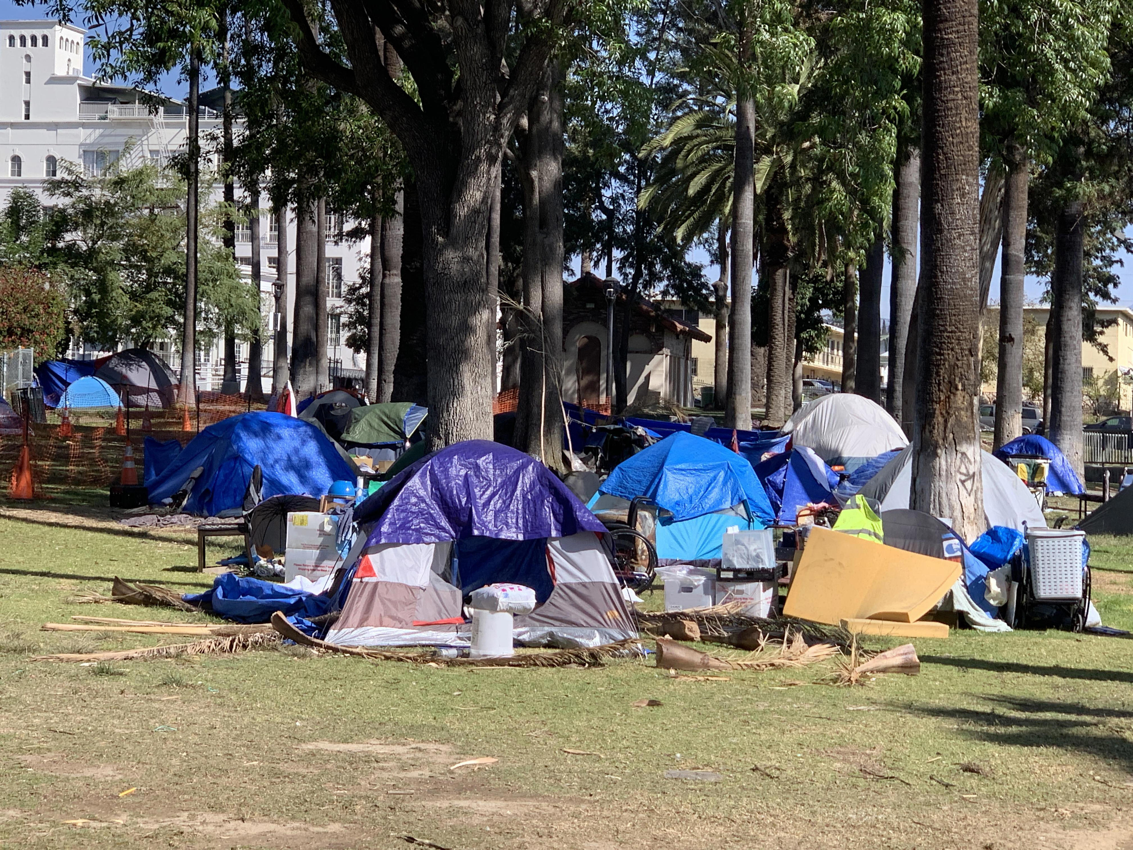 Hollywood homeless count shows rise in tent living