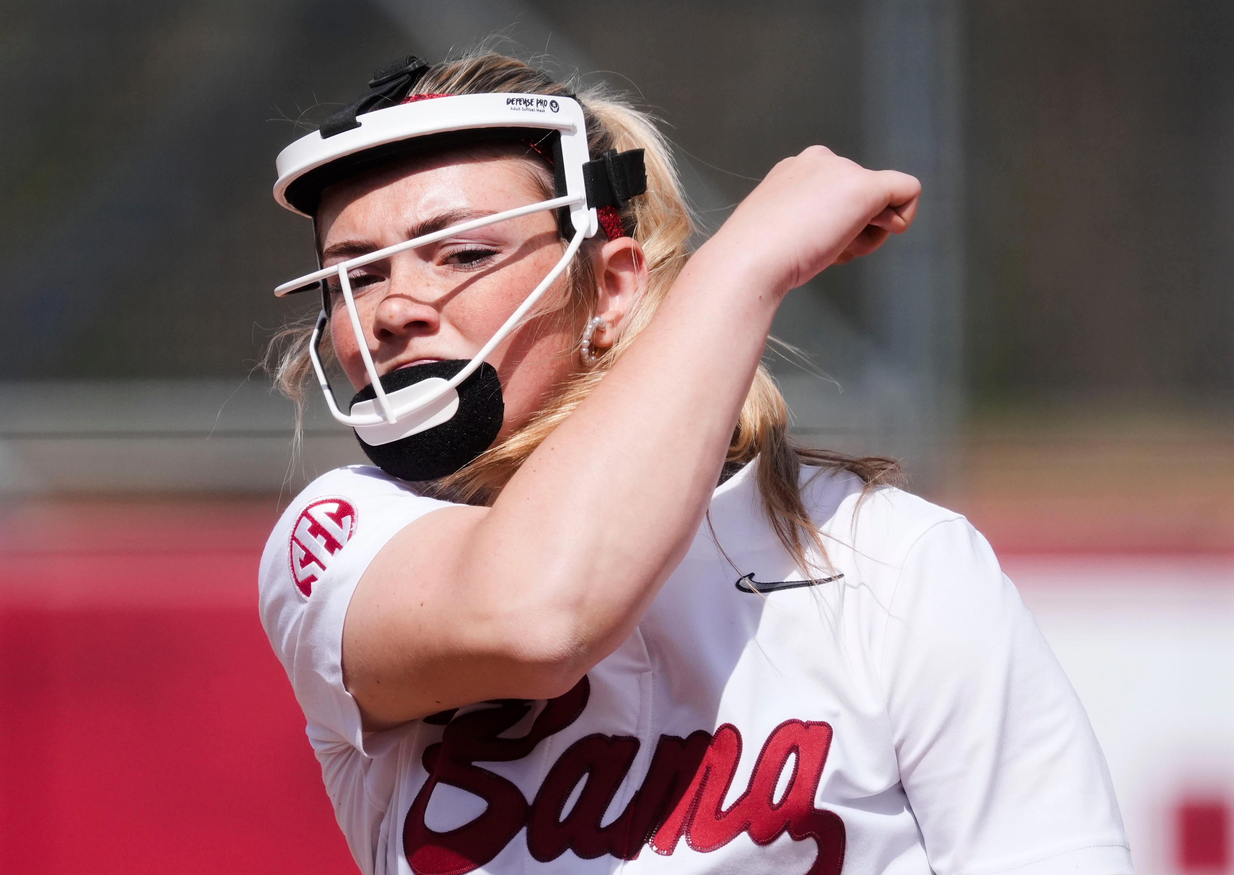 Meet Jocelyn Briski, the Alabama softball powerhouse pitcher