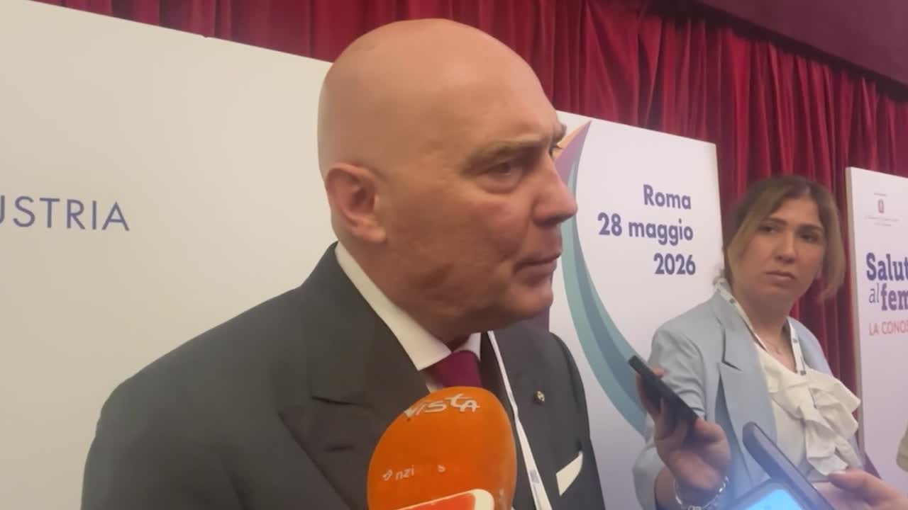 Marcello Cattani: "Ebola? No allarmismo, risponderemo con il vaccino"