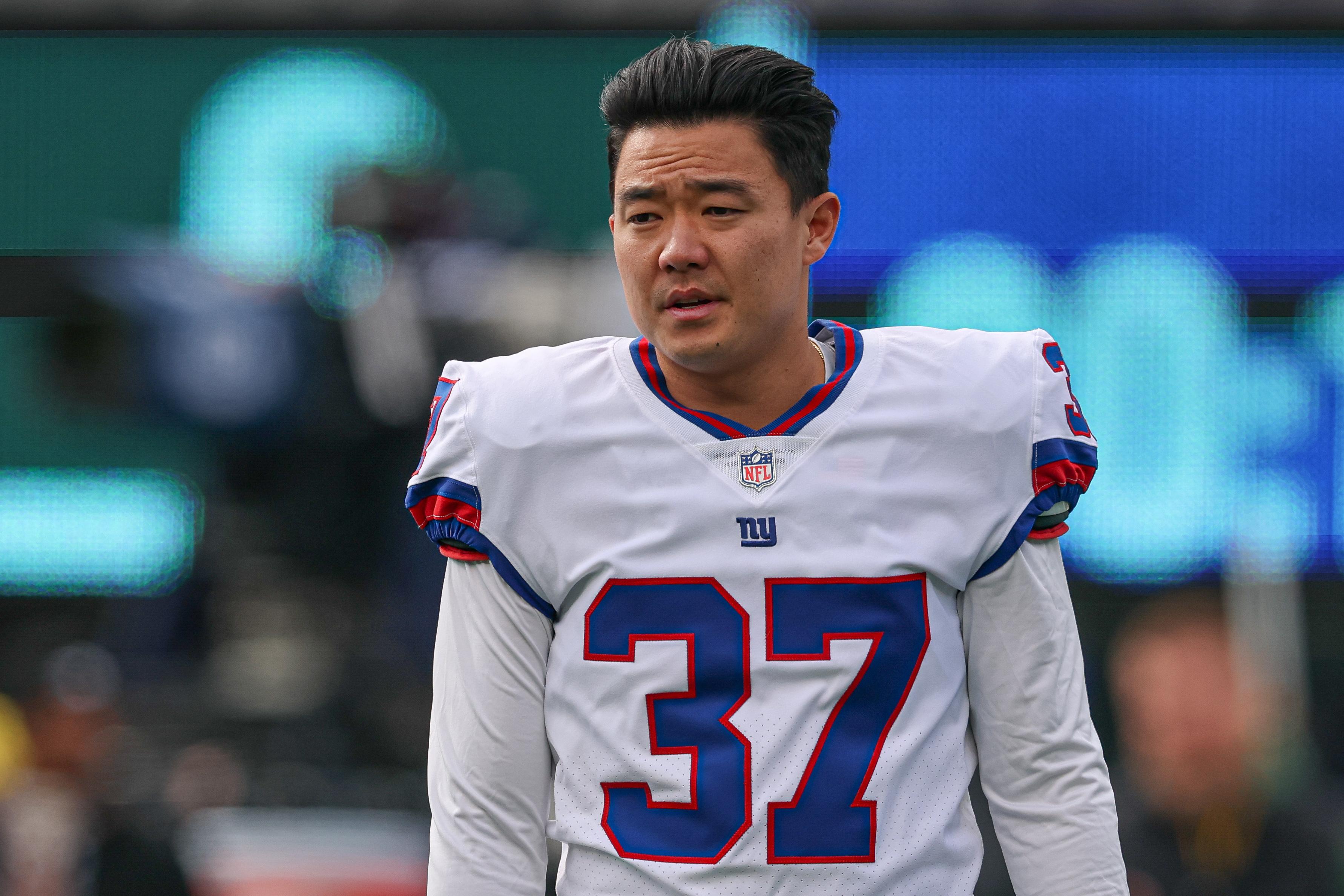 New York Jets sign disgraced ex-Giants placekicker